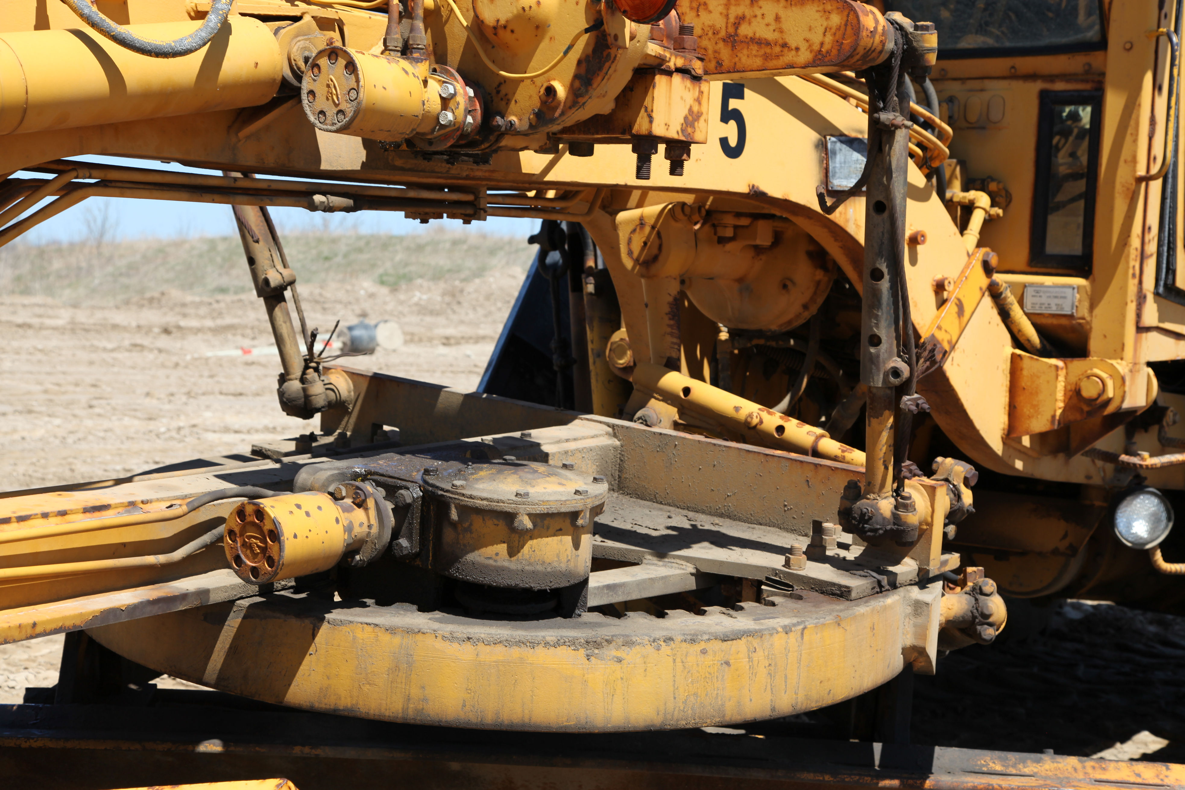 1976 Wabco 555 Road Grader – Better2BU